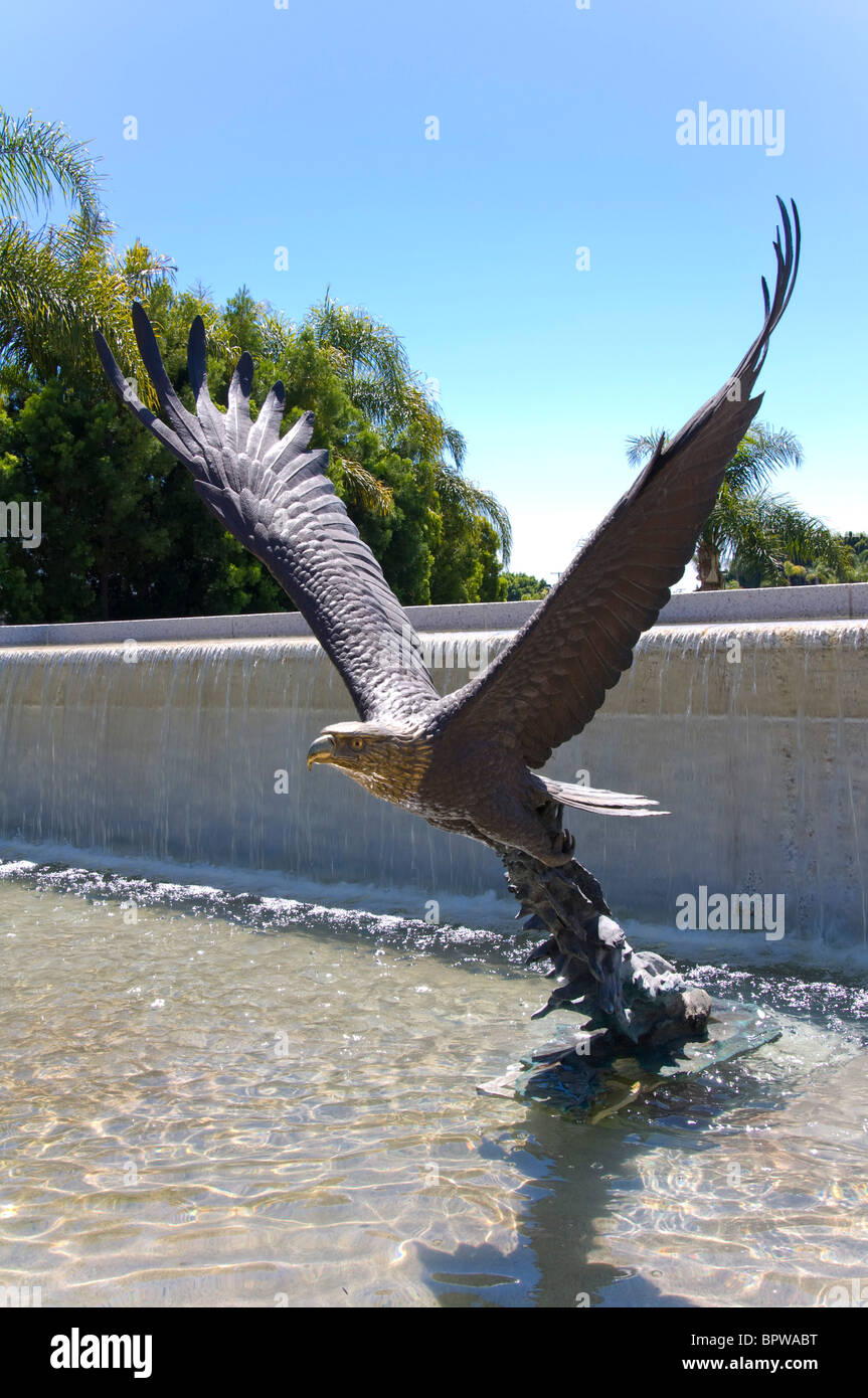 Juvenile Condor statue Stock Photo - Alamy