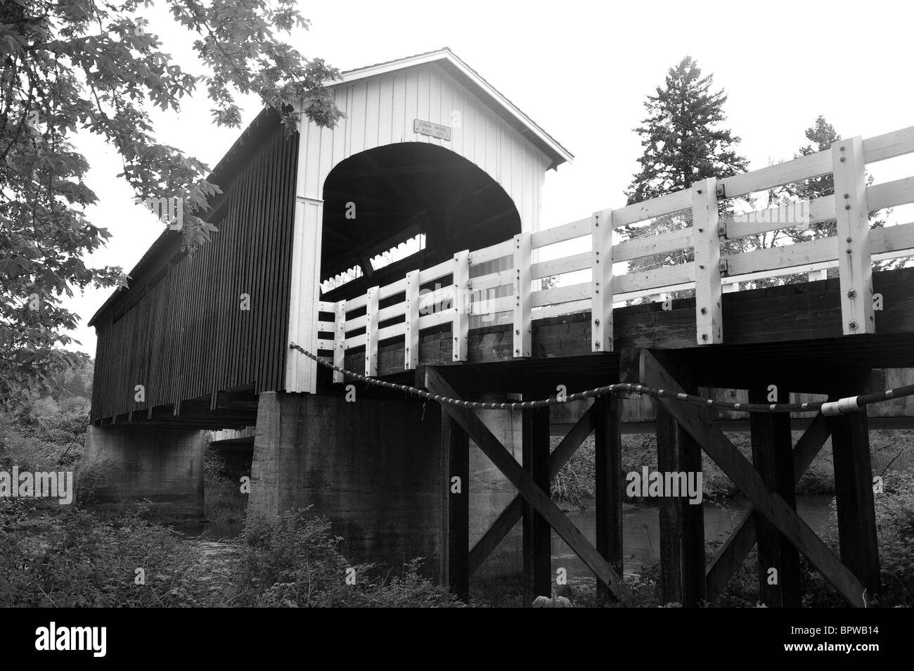 Bridges of the us Black and White Stock Photos & Images - Alamy
