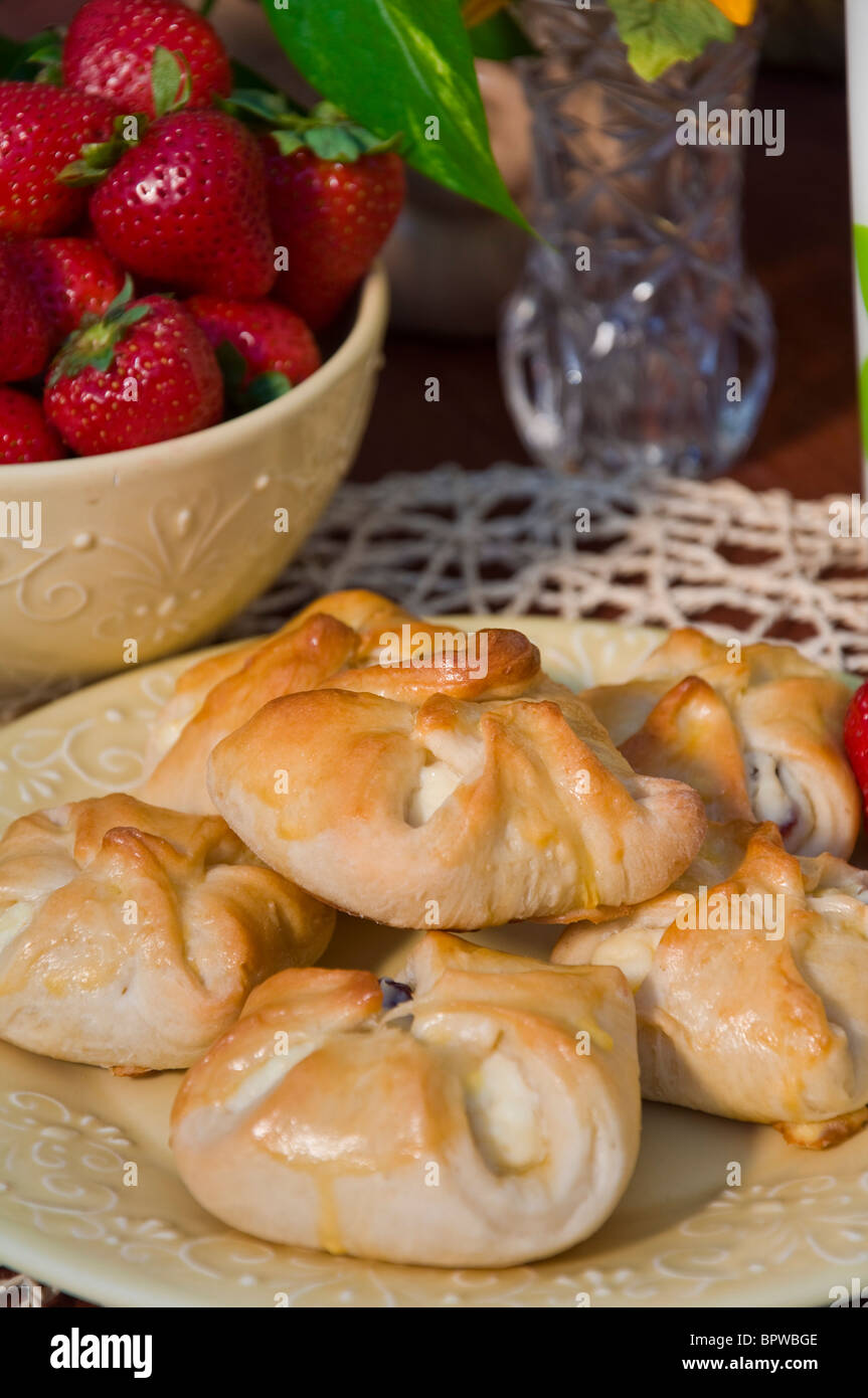 Pastry with raisins and cheese cream Stock Photo - Alamy