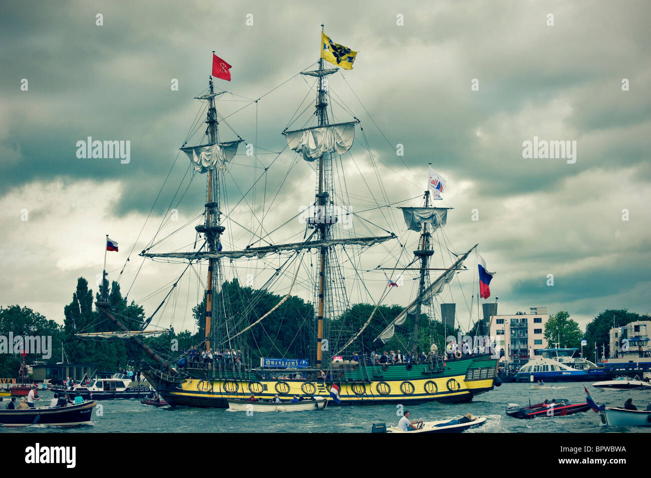 Three Masted Ships High Resolution Stock Photography and Images - Alamy
