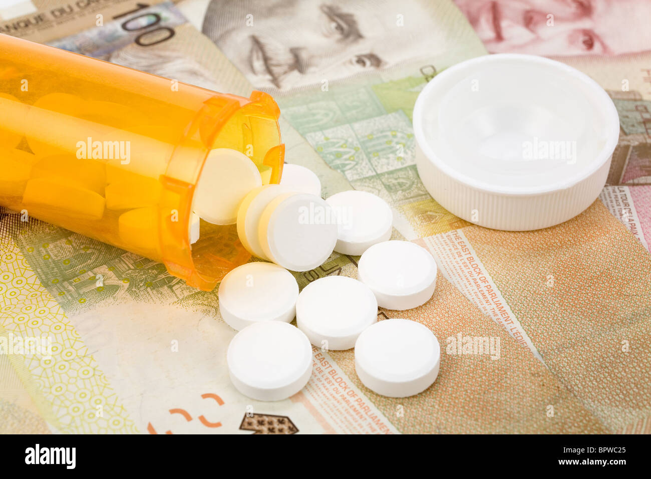 Canada pharmacy hi-res stock photography and images - Alamy