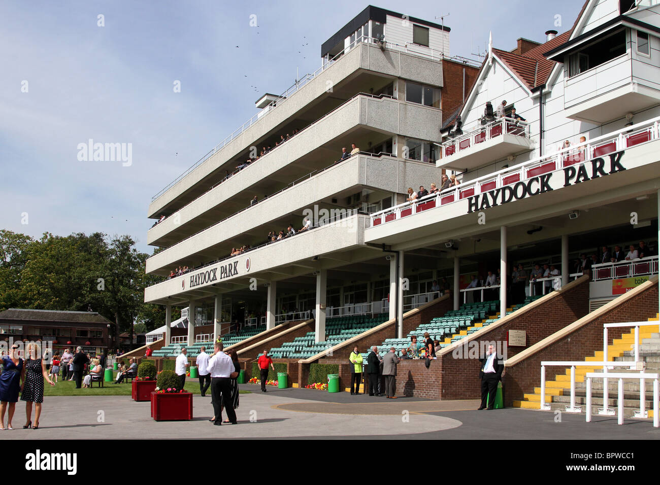Grandstand & Paddock at Haydock Park Racecourse, Betfred Sprint Cup ...