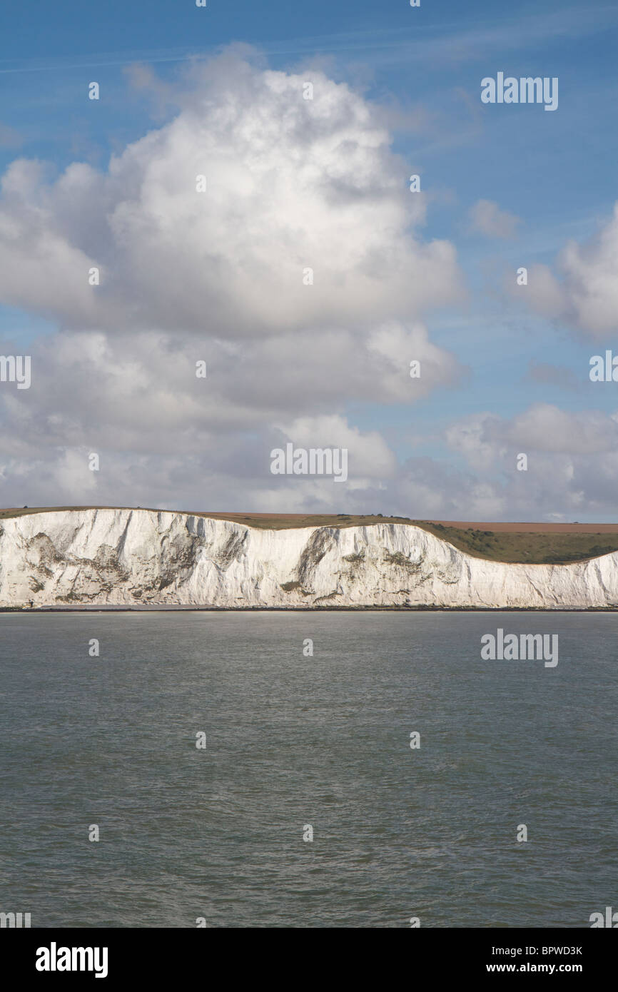English channel sea cliffs hi-res stock photography and images - Alamy