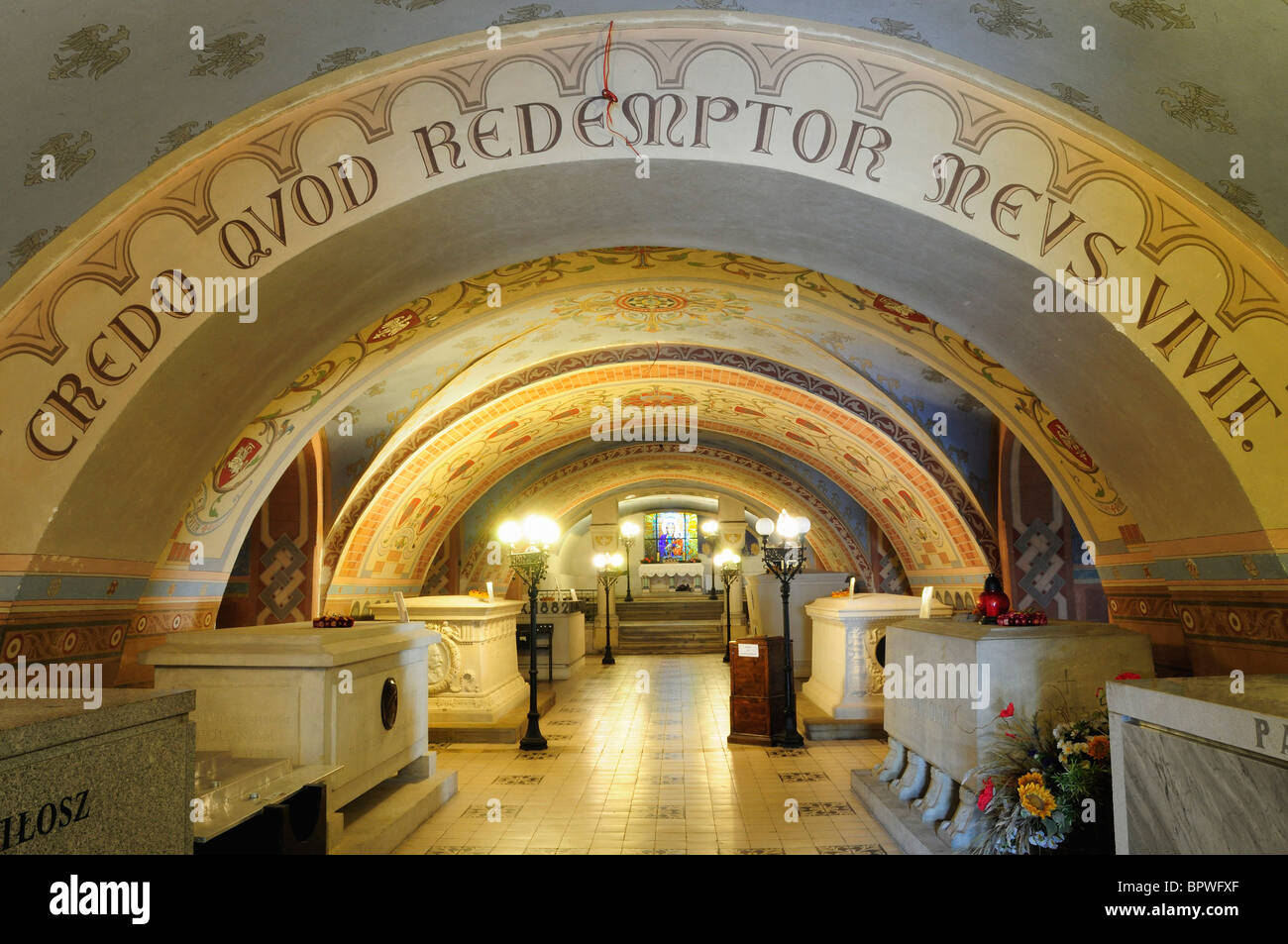 Crypt interior hi-res stock photography and images - Alamy