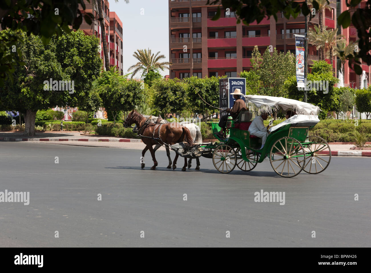 Horse drawn carriage, Marrakesh, Morocco, Africa Stock Photo - Alamy