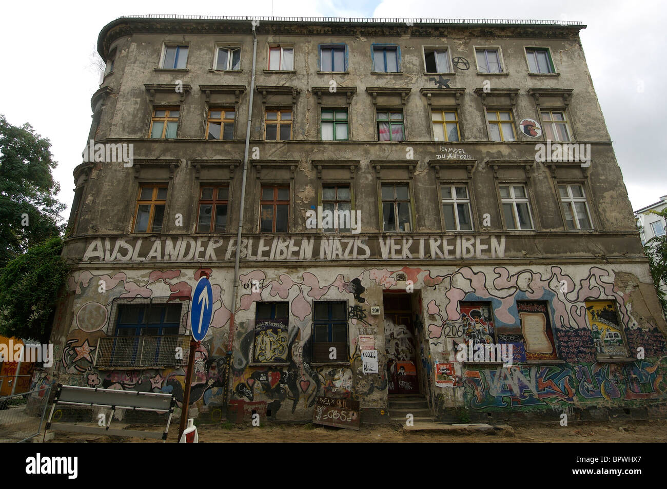 Old East Berlin house - squat Stock Photo - Alamy