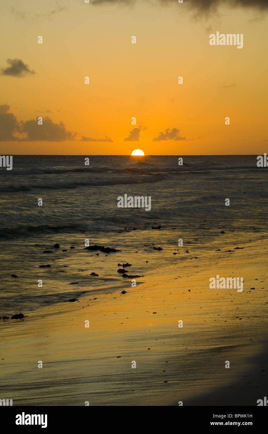 Accra beach beach in barbados hi-res stock photography and images - Alamy
