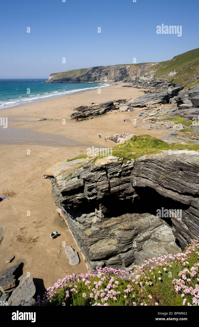 The beach at Trebarwith Strand, Cornwall Stock Photo - Alamy