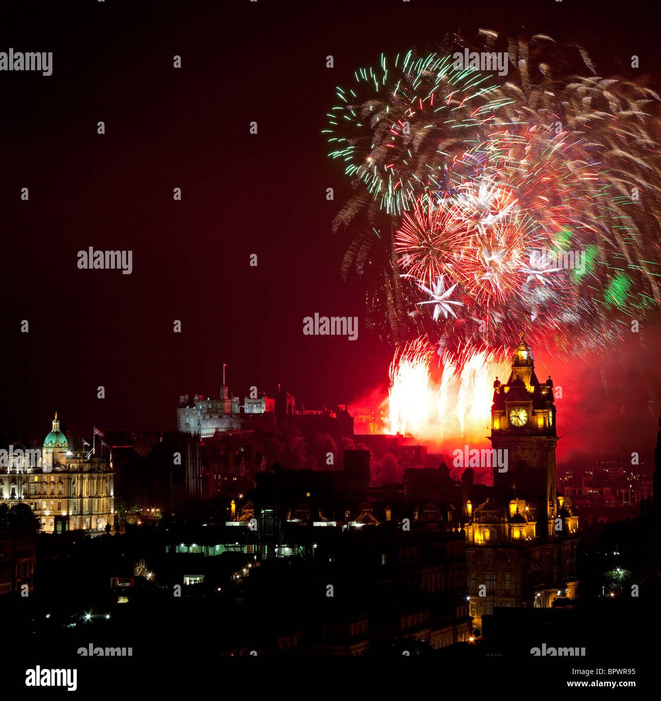 On display at edinburgh castle hi-res stock photography and images - Alamy