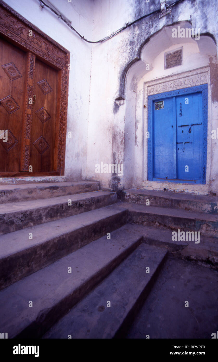 The entrance to the Mnara or Malindi Mosque in Stone Town. Zanzibar ...