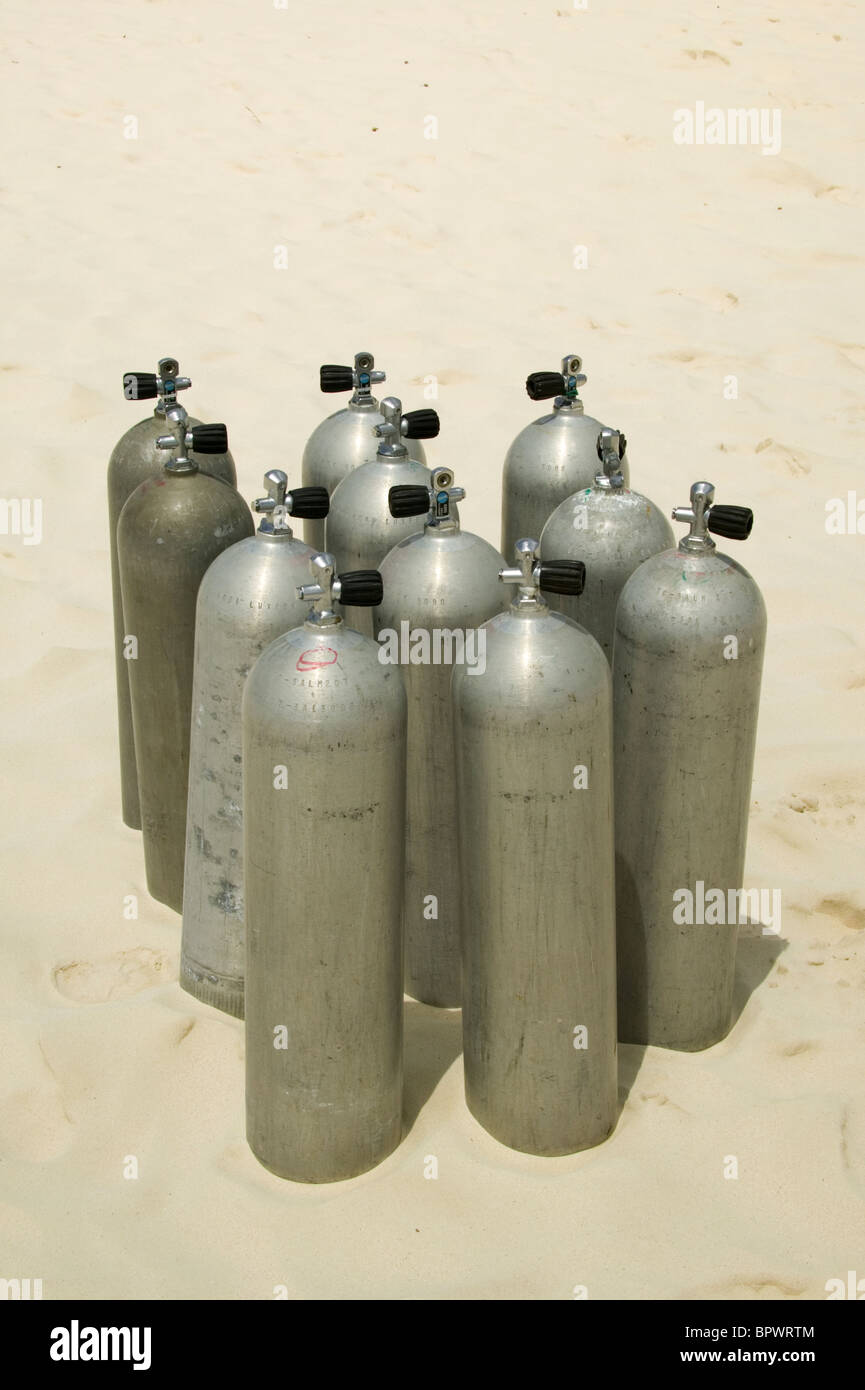 Air tanks hi-res stock photography and images - Alamy