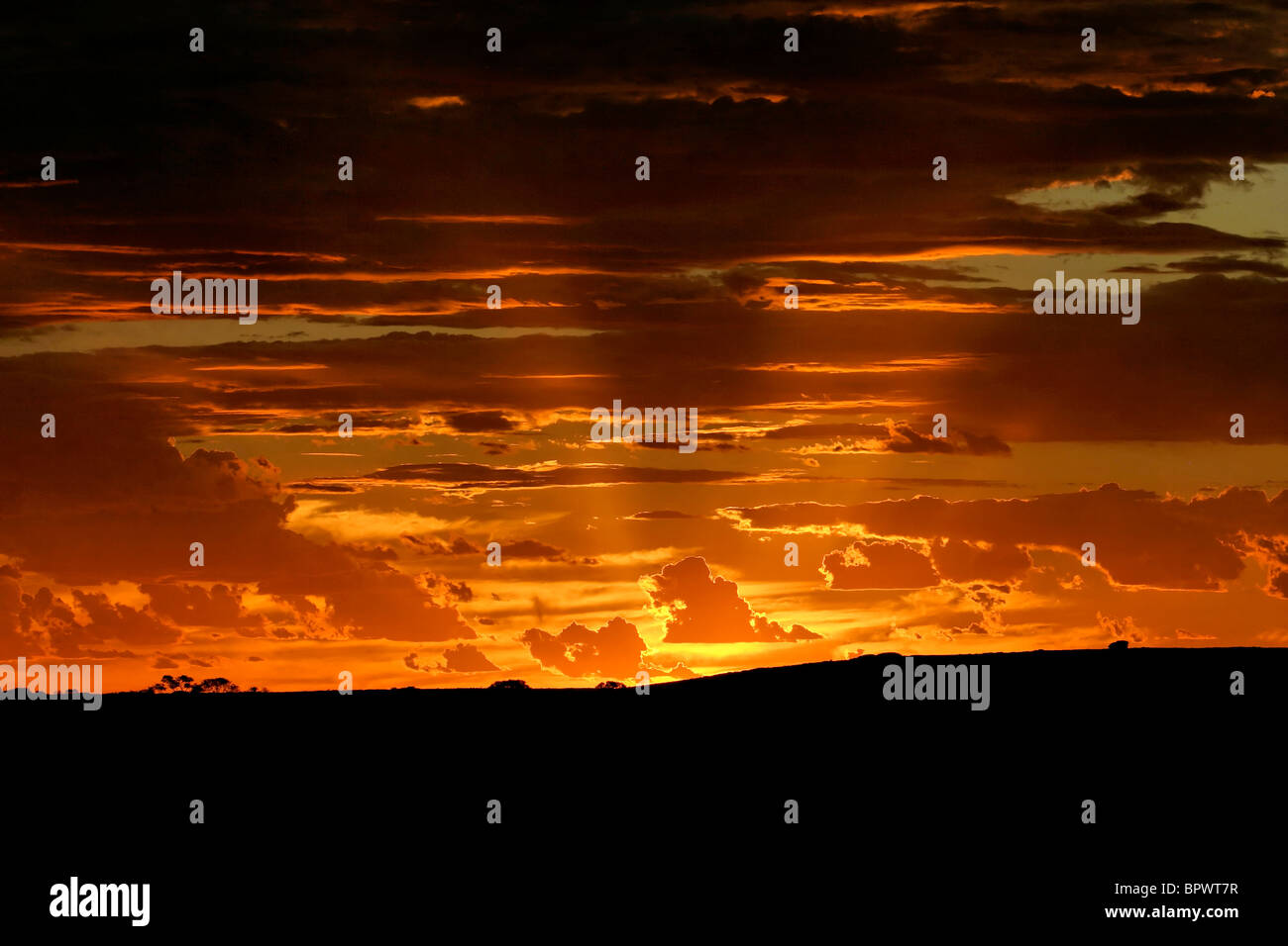 Red sunset hi-res stock photography and images - Alamy