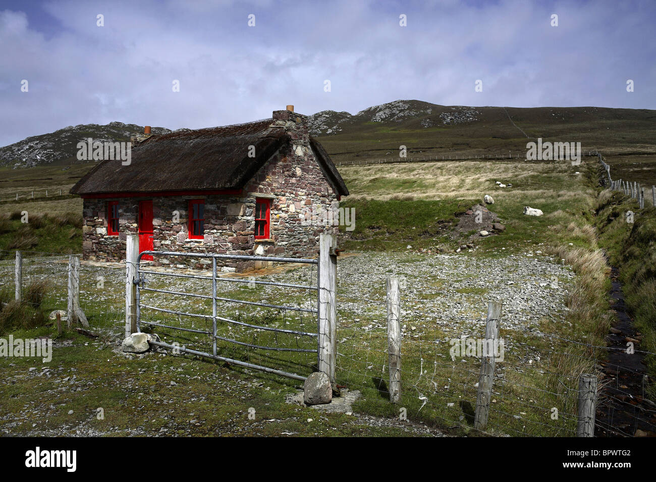 Irish stone cottage knockmore achill county mayo ireland hi-res stock ...