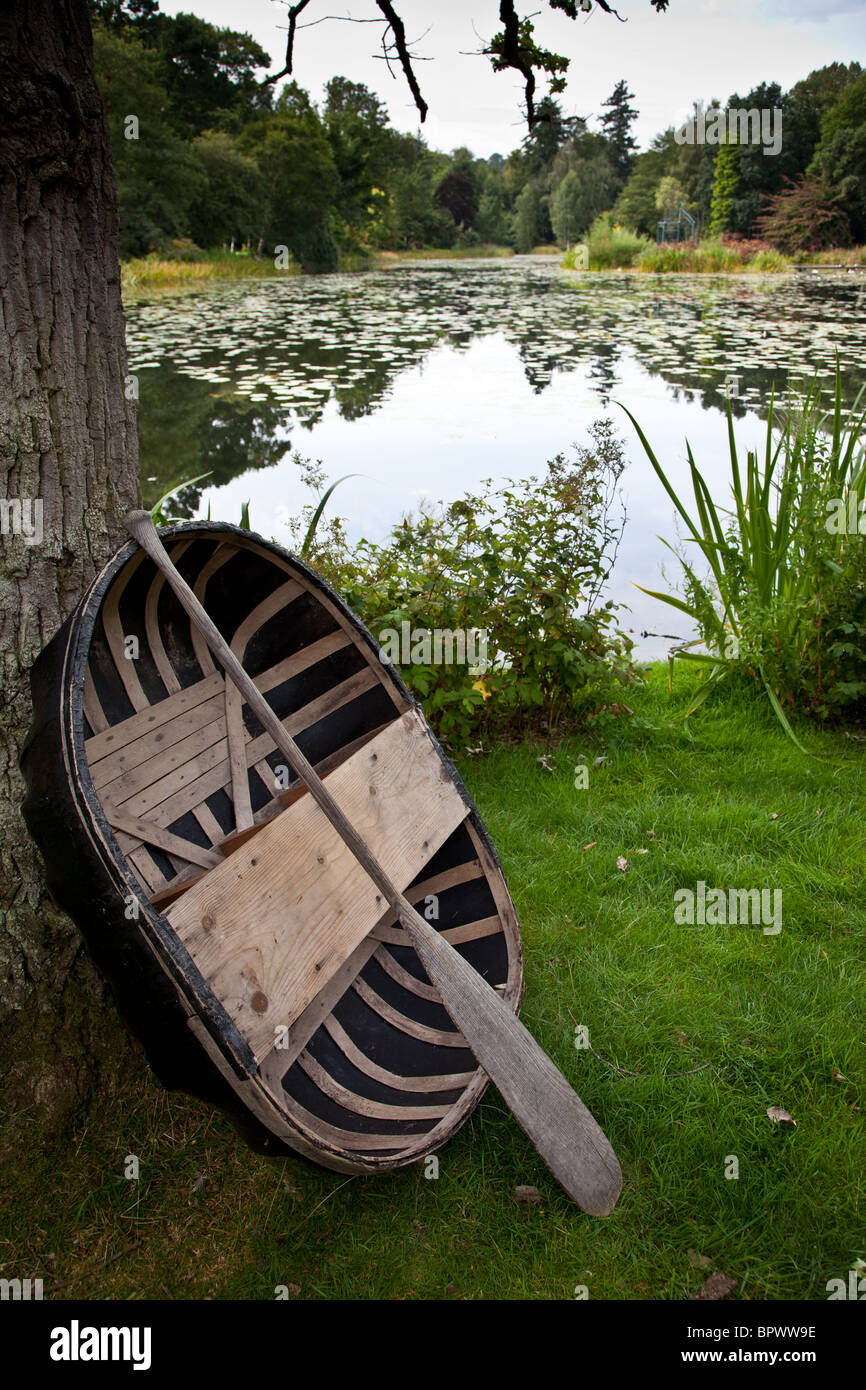 Coracle beside lake galnsevern gardens hi-res stock photography and ...