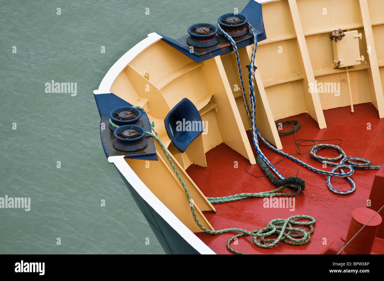 A close up of the bow (forward) of a ship Stock Photo - Alamy
