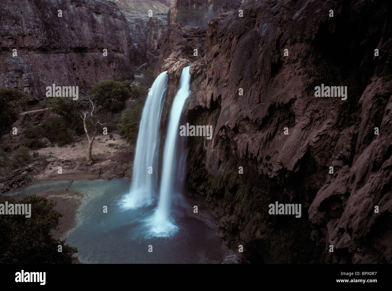 Havasupai tribe hi-res stock photography and images - Alamy