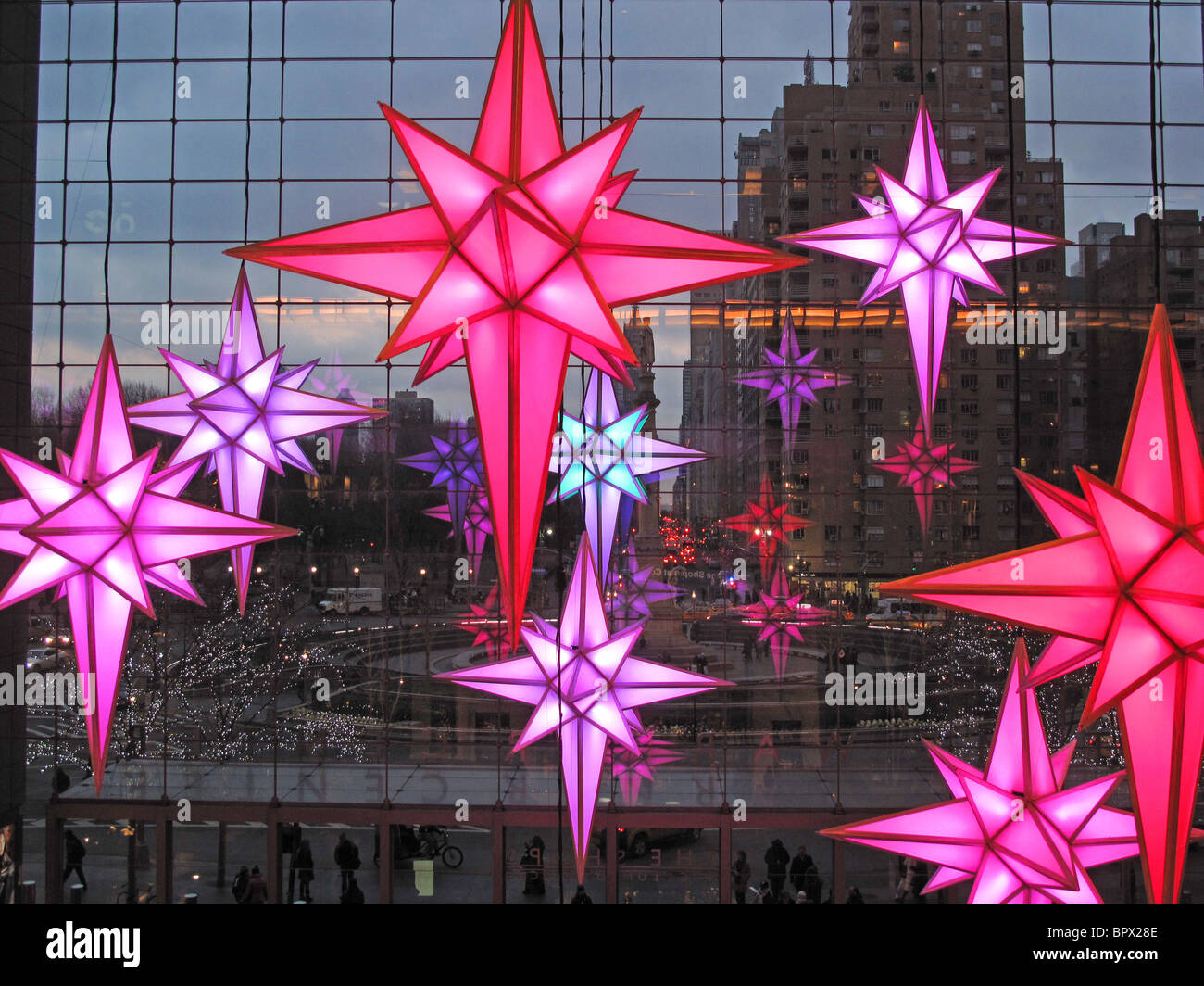 Time warner building interior hi-res stock photography and images - Alamy