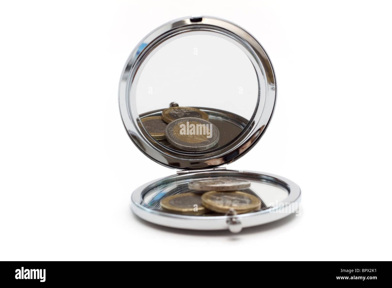 Mirrored hi-res stock photography and images - Alamy