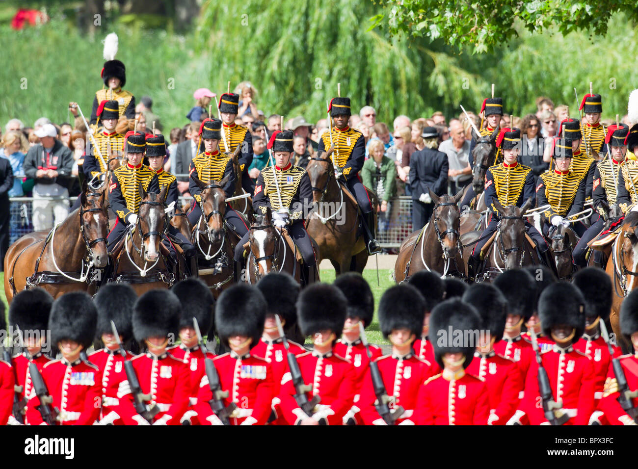 King's Troop Royal Horse Artillery in front of St. James's Park ...