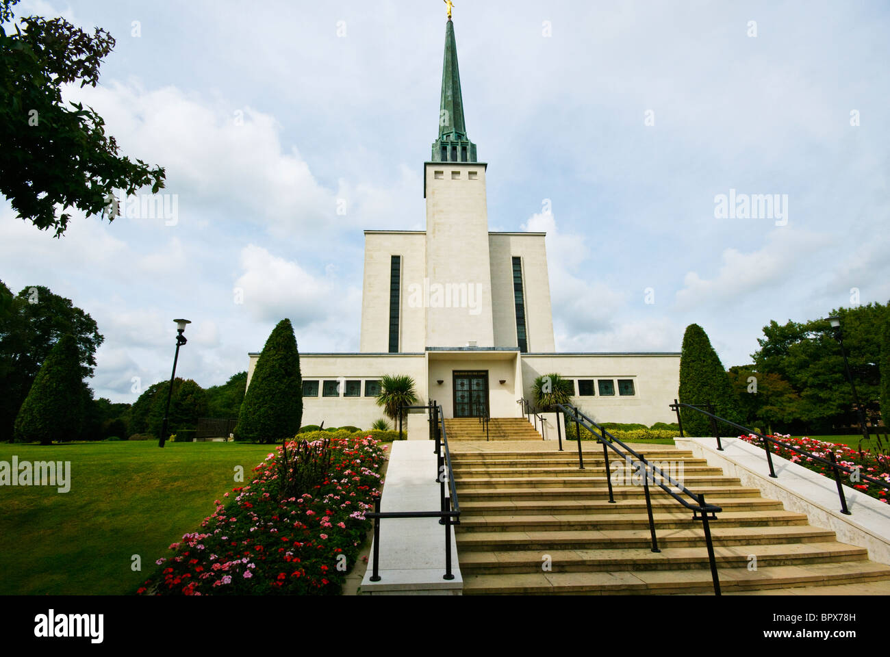 Mormon London Temple Church Of The Latter Day Saints Newchapel Surrey ...
