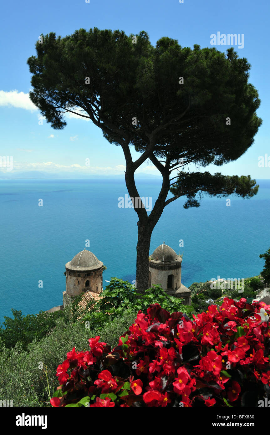 Villa Rufolo Ravello Stock Photo - Alamy