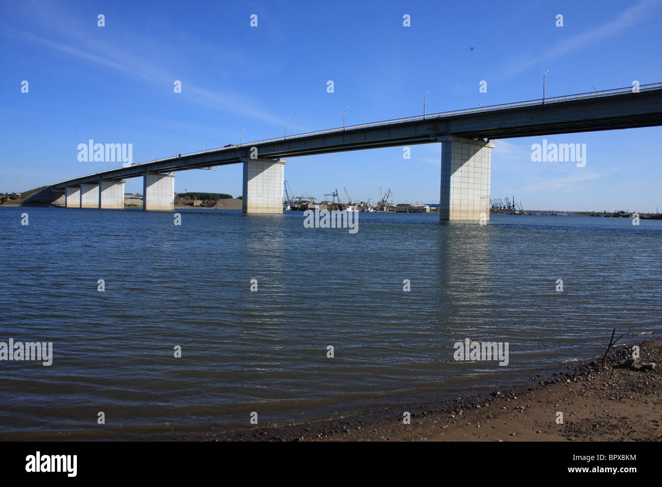 Long tom river hi-res stock photography and images - Alamy