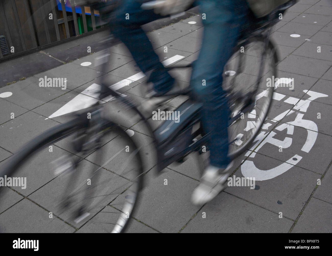 Cycleway cycle lane hi-res stock photography and images - Alamy