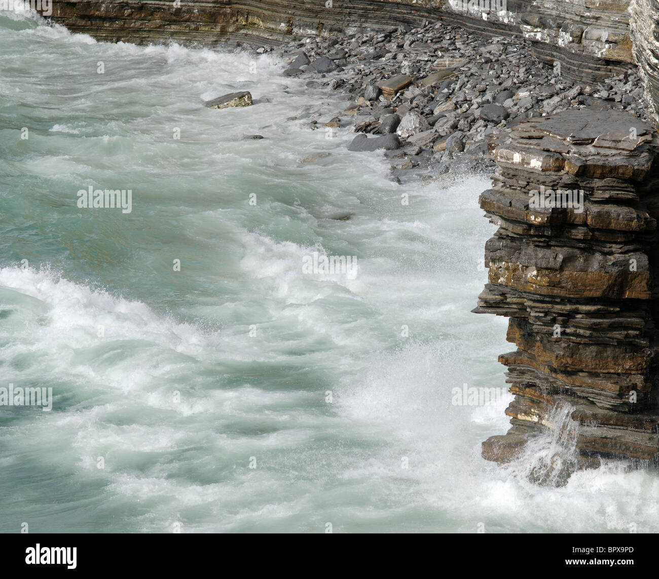 Cliff coastline shore break Stock Photo - Alamy