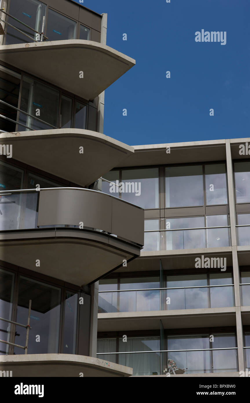 modern city centre apartment block Stock Photo - Alamy