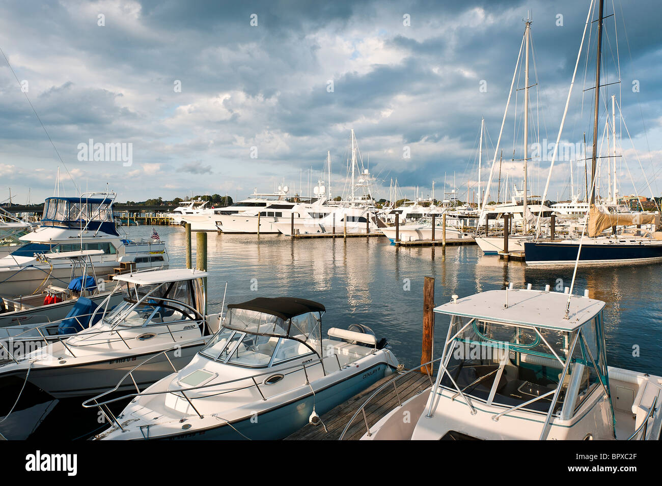 Power yachts hi-res stock photography and images - Alamy