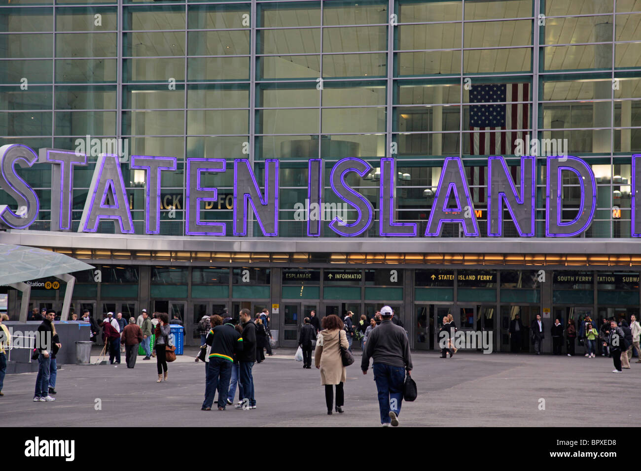 Staten Island Ferry building Stock Photo - Alamy