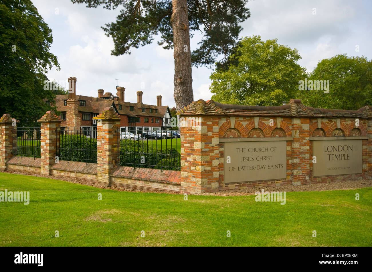 Lingfield england hi-res stock photography and images - Alamy