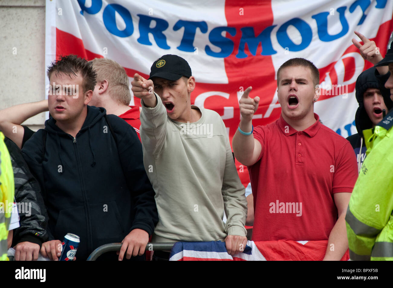 Members edl english defence league hi-res stock photography and images ...