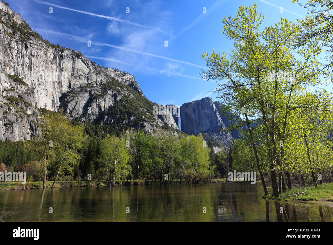 Reflections in merced river hi-res stock photography and images - Alamy