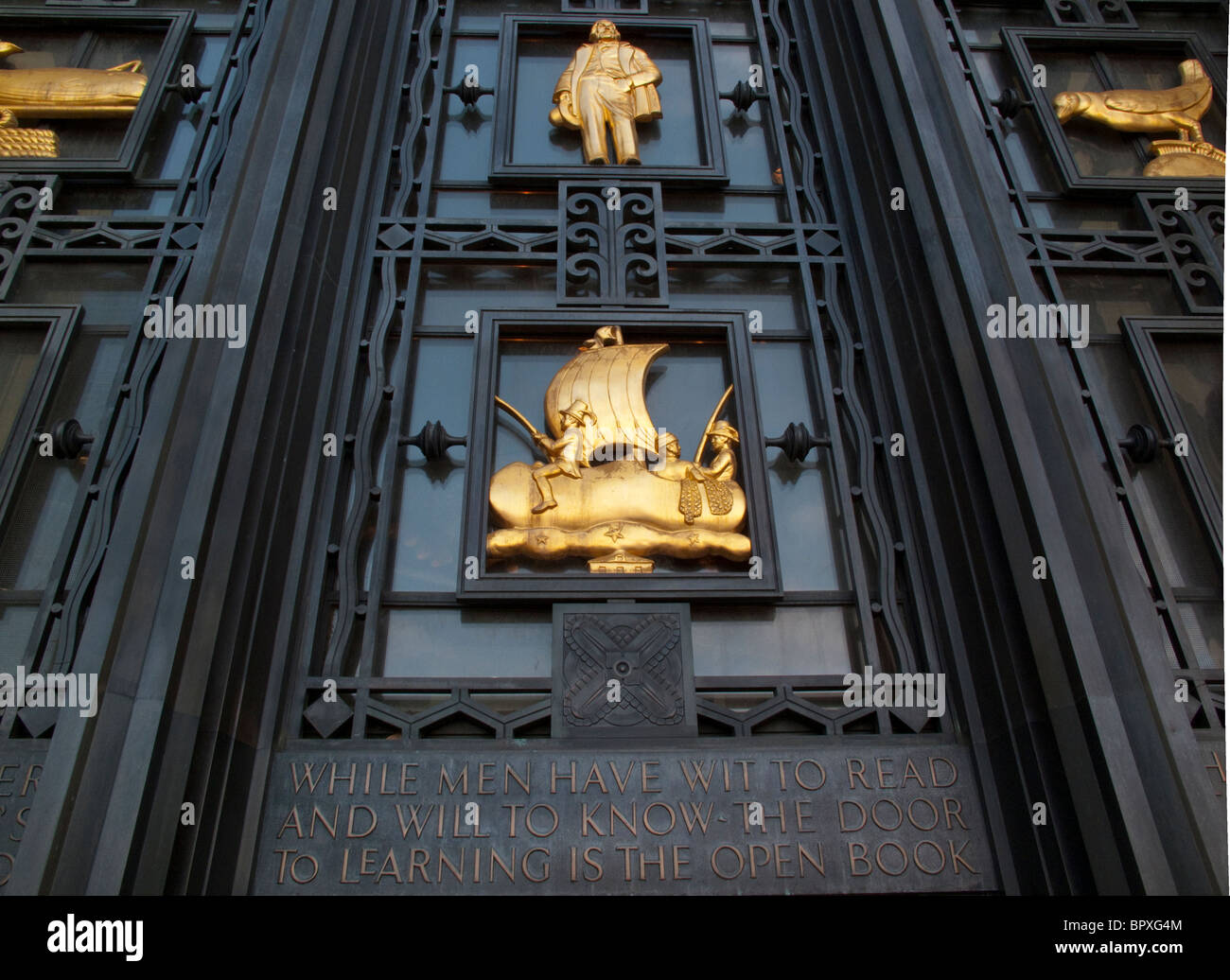 Brooklyn Public Library exterior Stock Photo - Alamy