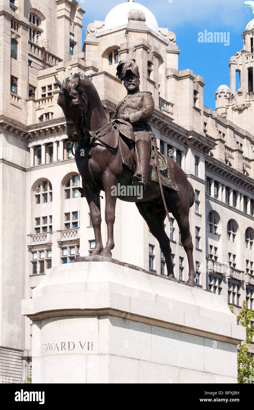 Statue king edward vii hi-res stock photography and images - Alamy