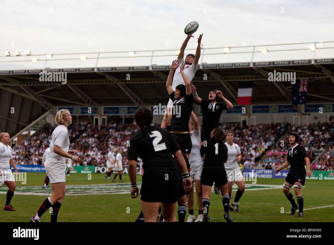 Twickenham stadium rugby hi-res stock photography and images - Alamy