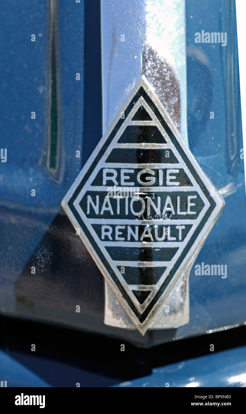 Renault badge hi-res stock photography and images - Alamy
