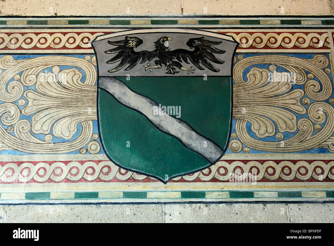 Wappen des Rheinlandes am Alten Rathaus auf dem Johann-Schmitz-Platz in ...