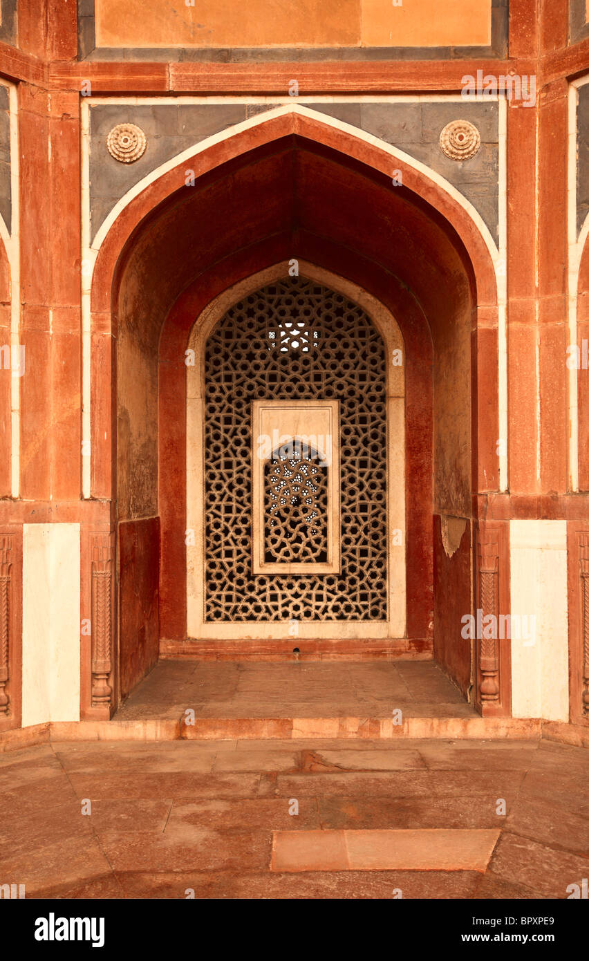 Mughal style hi-res stock photography and images - Alamy