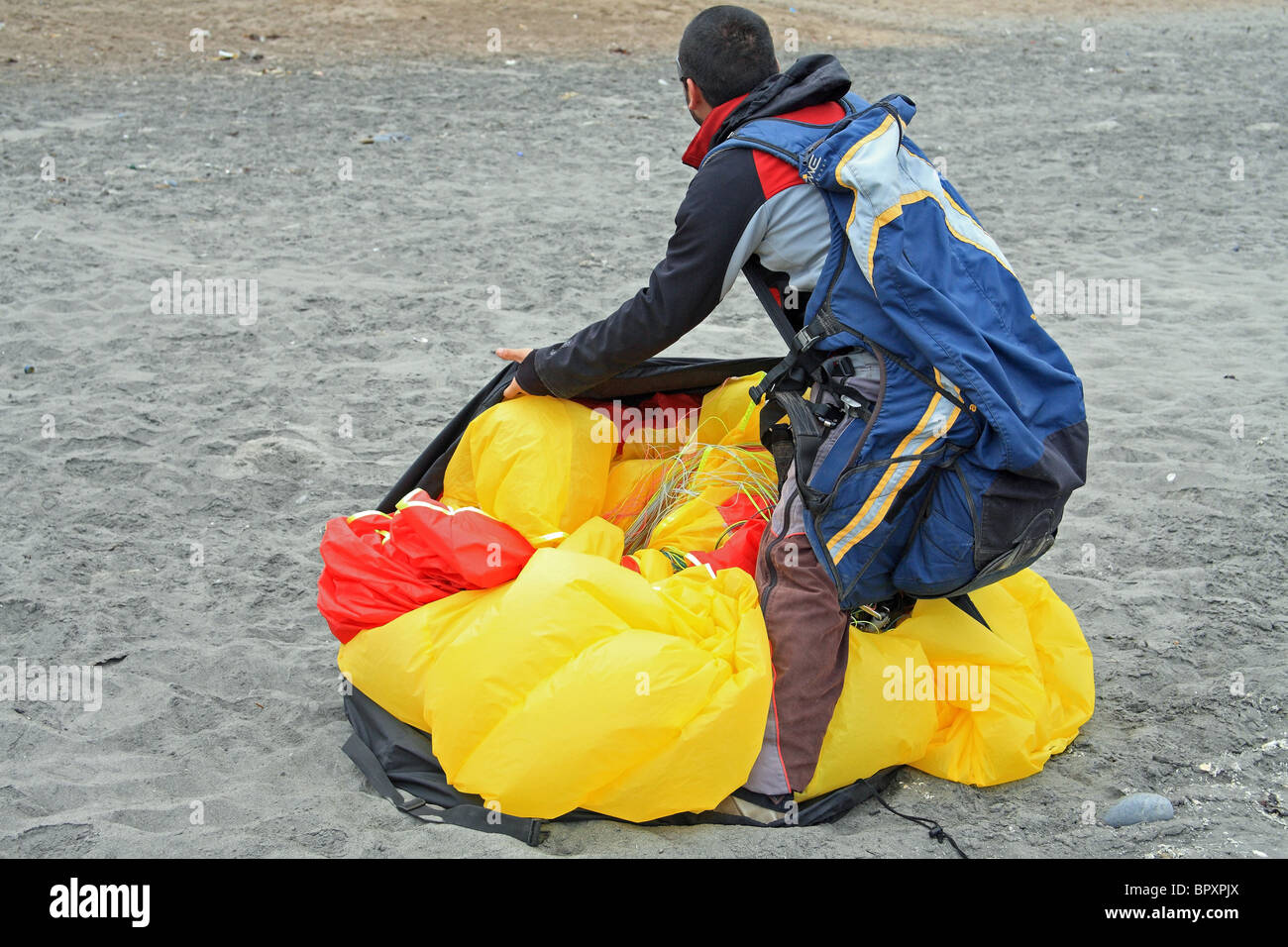 Paraglider canopy hi-res stock photography and images - Alamy