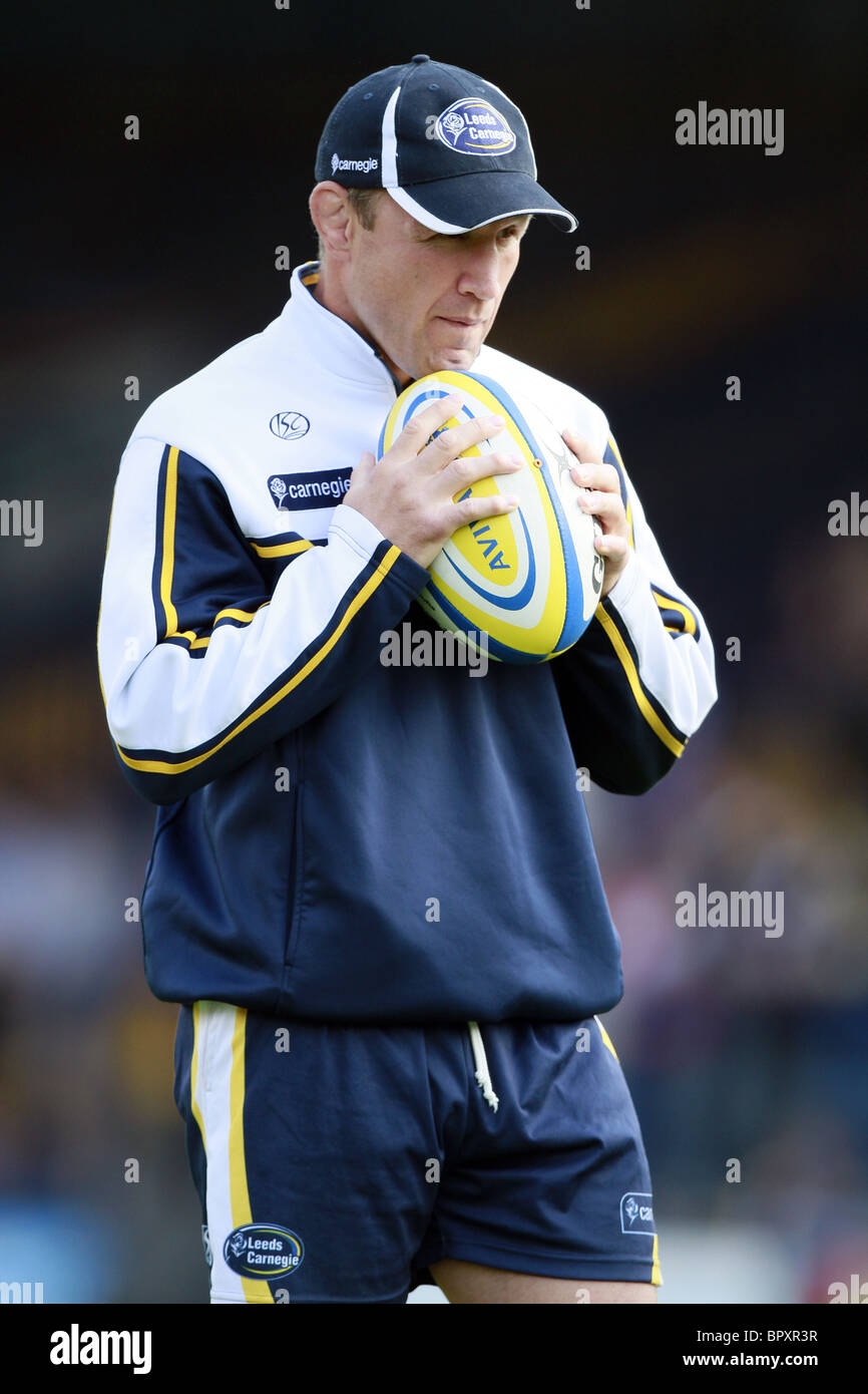 NEIL BACK LEEDS CARNEGIE V BATH RUGBY HEADINGLEY CARNEGIE LEEDS ENGLAND ...