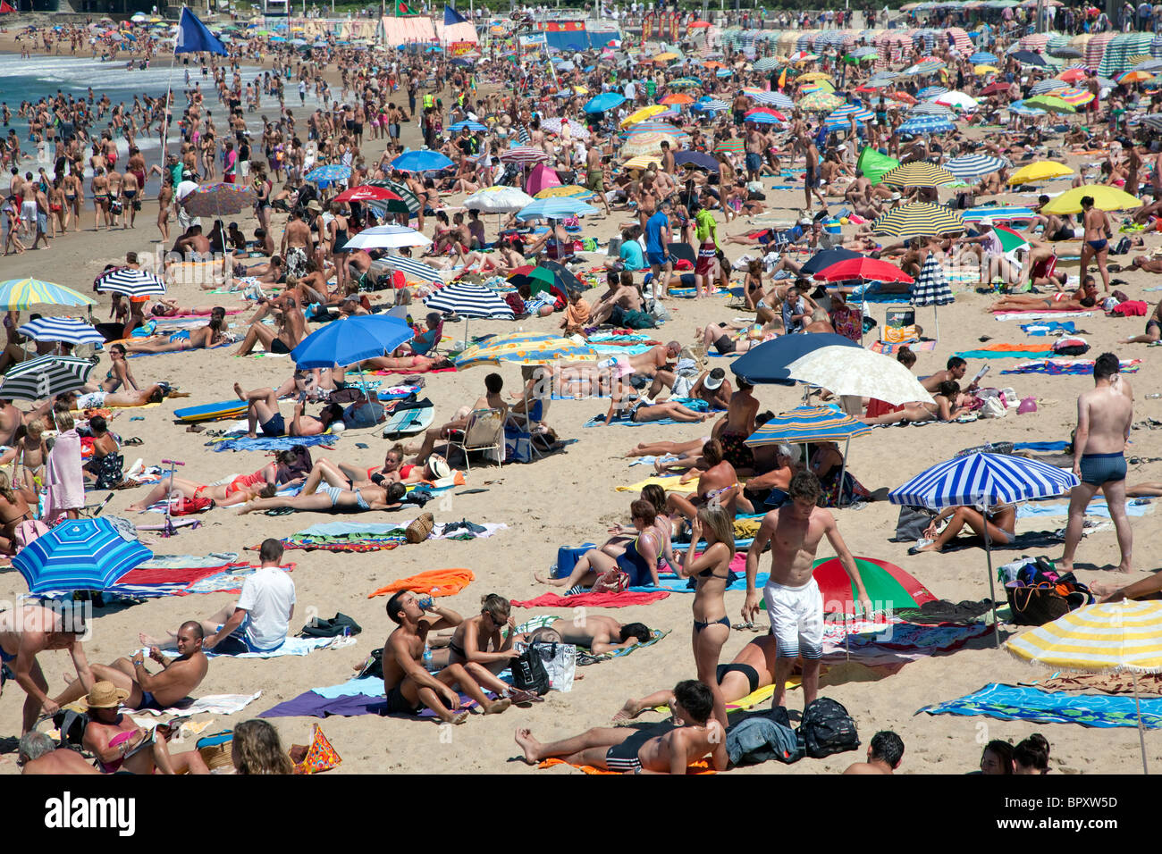 Crowded beach in August in Biarritz, France Stock Photo - Alamy