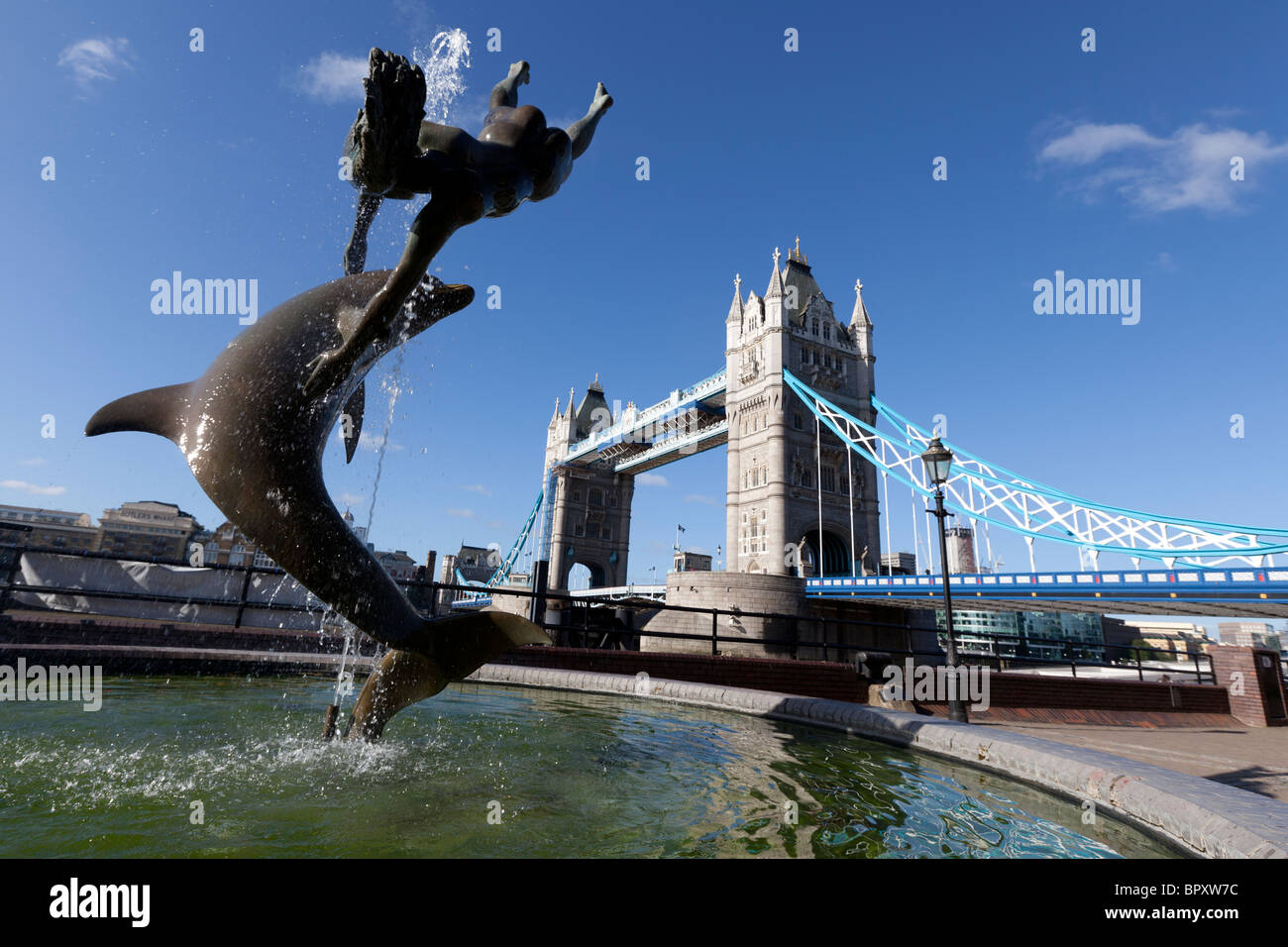 London Tower Bridge Blue Sky Dolphin Stock Photos & London Tower Bridge ...