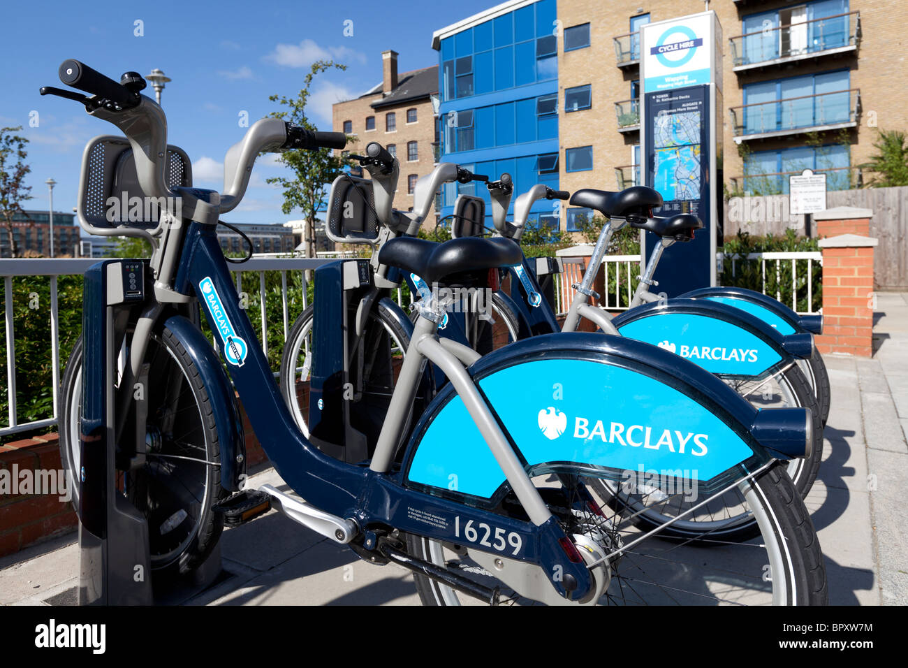 Boris bike bikes scheme central london hi-res stock photography and ...