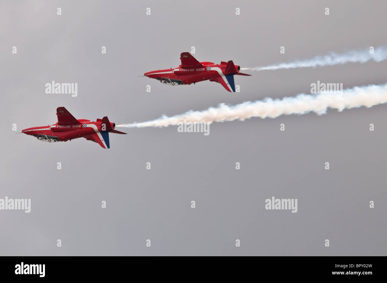 RAF Red Arrows synchro pair in inverted flight Stock Photo - Alamy