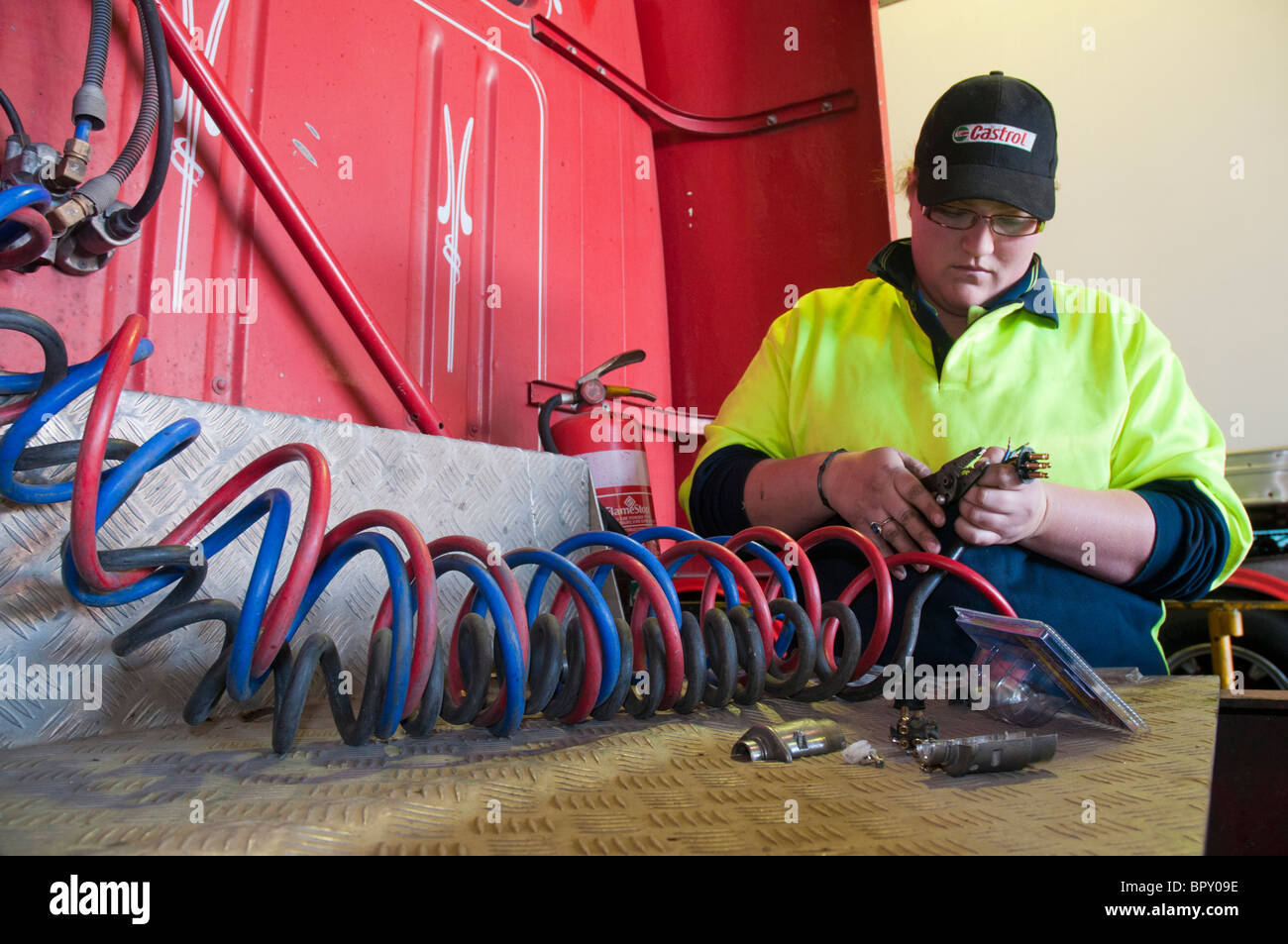 Truck mechanic hi-res stock photography and images - Alamy