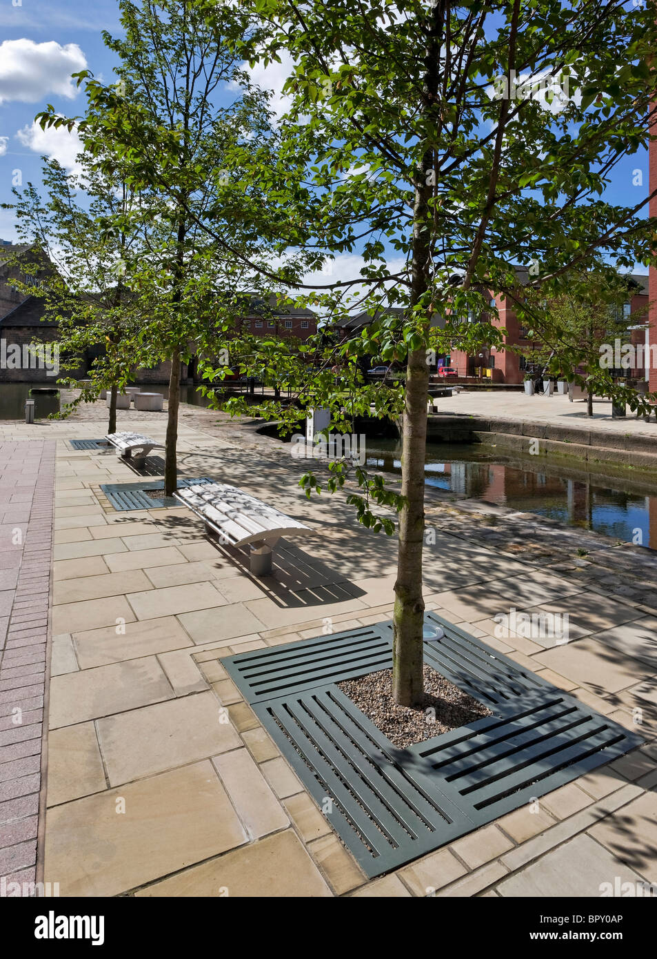Landscaping at Granary Wharf, Leeds Stock Photo - Alamy