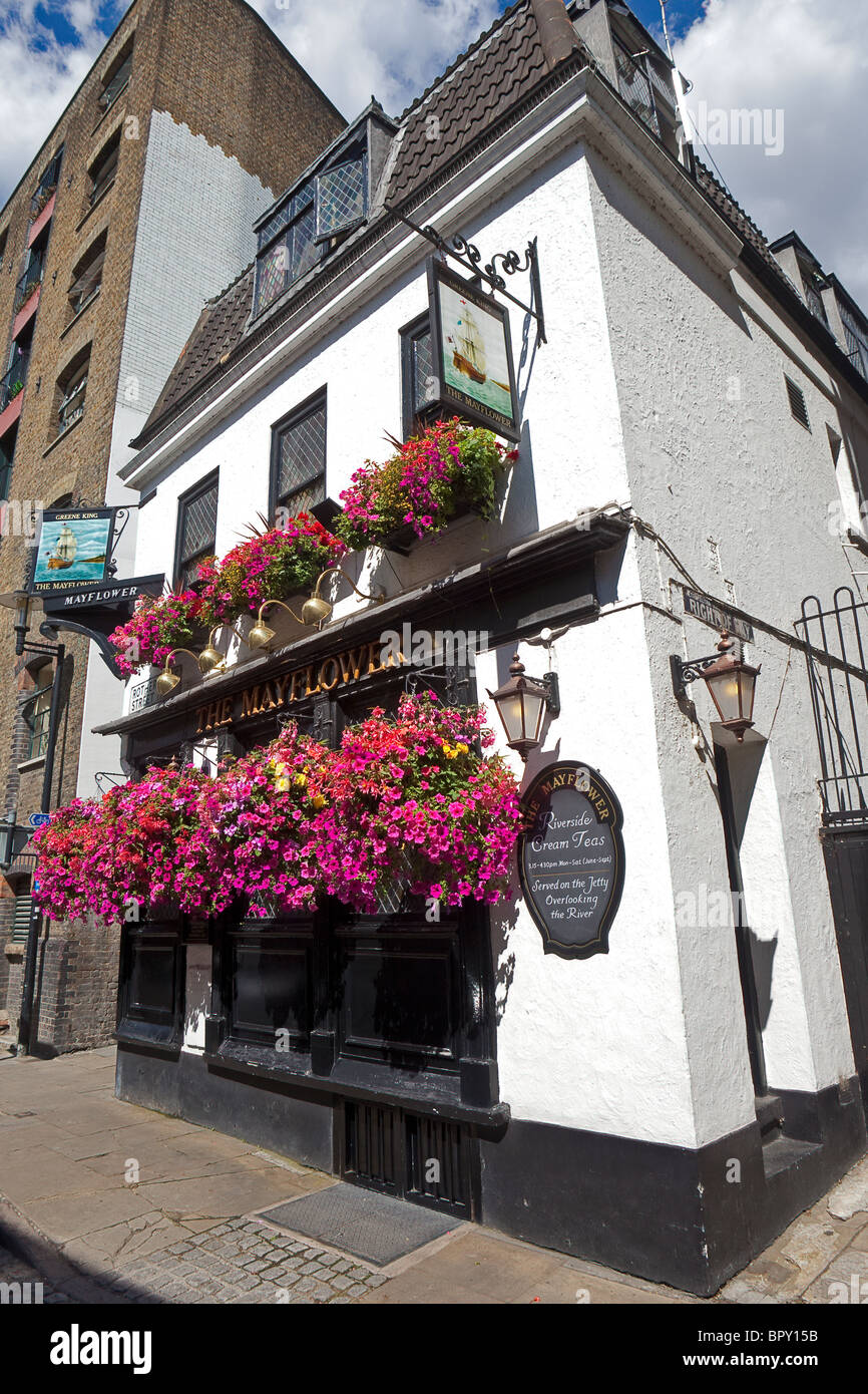 London, Rotherhithe The Mayflower July 2010 Stock Photo - Alamy