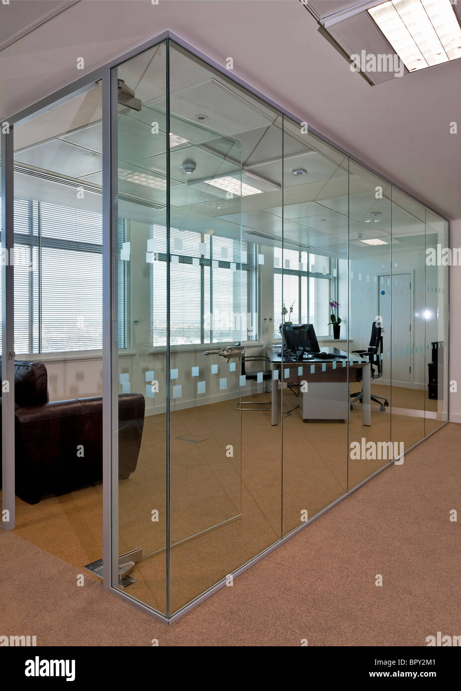 Aramco offices at the Centre Point building in London Stock Photo - Alamy